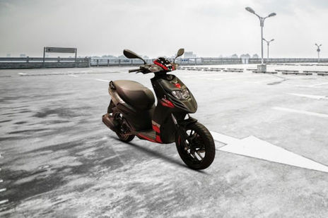 Aprilia Scooters - New Models 2018, Prices, Offers, Images & Reviews