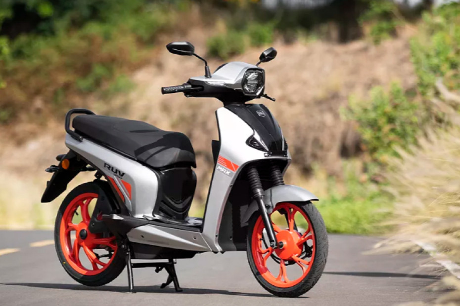 BGauss RUV 350 Max Price, Images, Mileage, Specs & Features