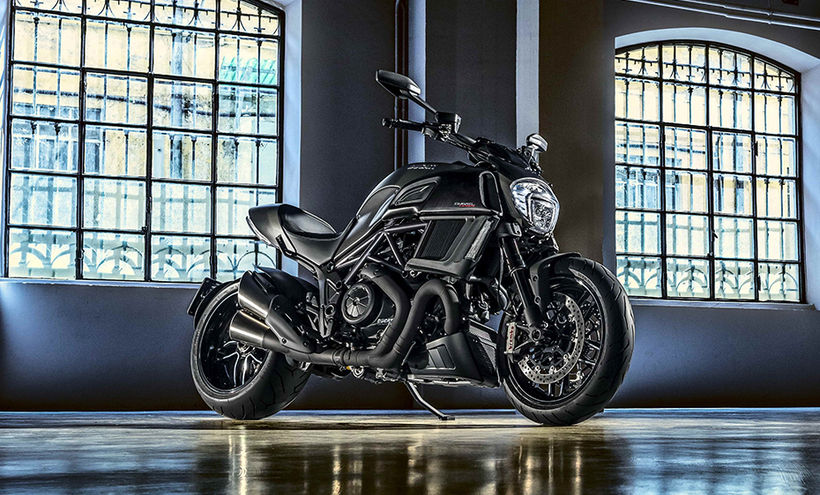 Ducati Diavel Images, Diavel Photos & 360 View