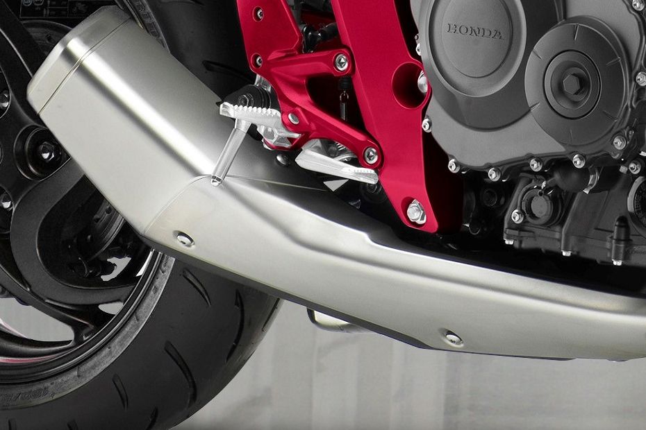 Honda CB1000R Price, EMI, Specs, Images, Mileage and Colours