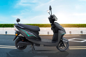 iVOOMi Scooters & Scooty Price List 2024 - Check Images, Showrooms ...