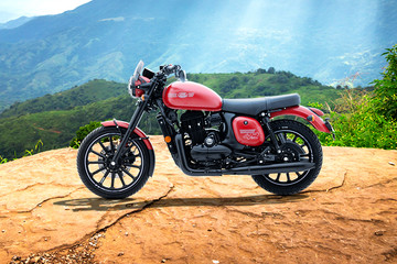 Jawa 42 Price BS6 , Mileage, Images, Colours