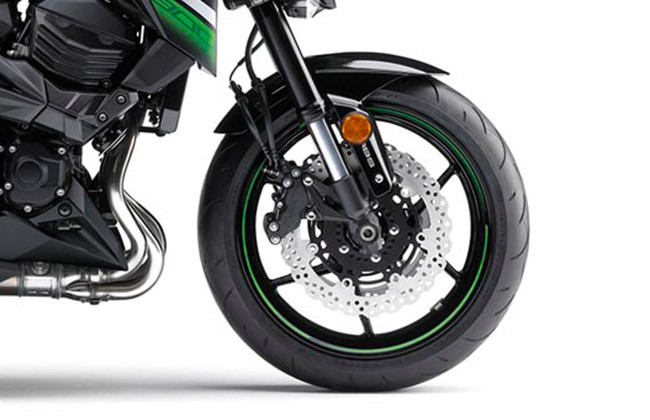Kawasaki Z800 Price, Specs, Images, Mileage and Colours