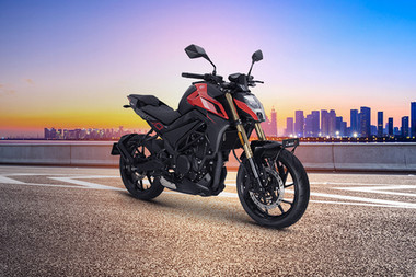 Keeway K300 N Price - K300 N Mileage, Images, Colours