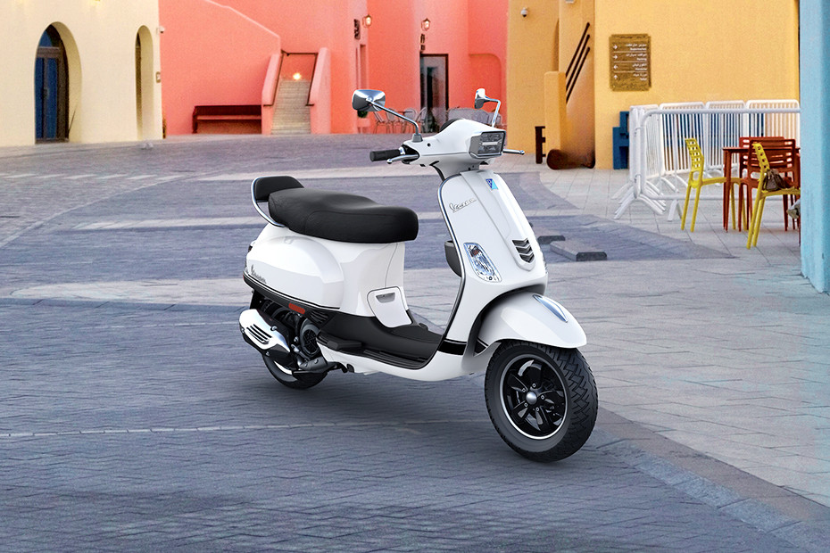 Vespa VXL 150 Pearl White And Matt Black Price, Images, Mileage, Specs & Features