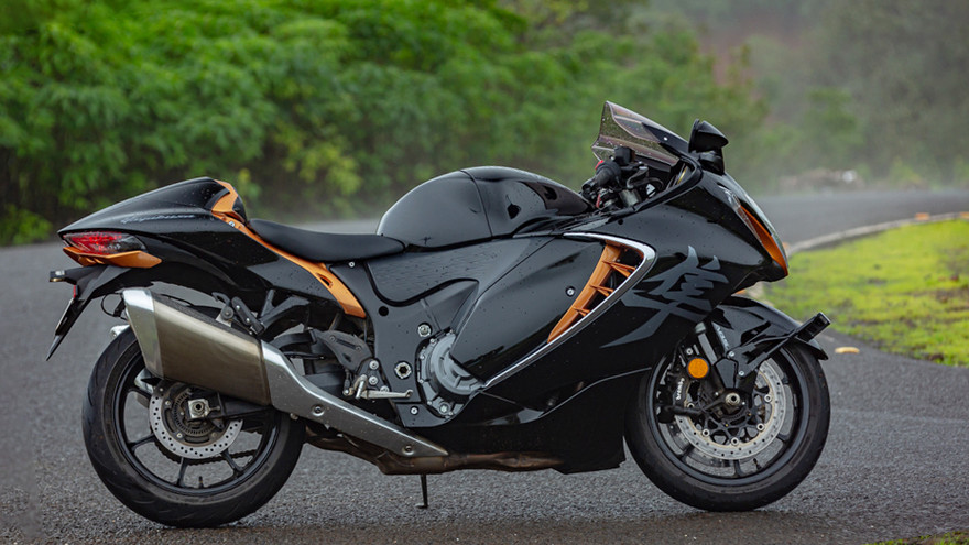 Suzuki bikes Images | Photos of Suzuki Bike Models