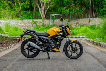 TVS Raider Disc Price, Images, Mileage, Specs & Features