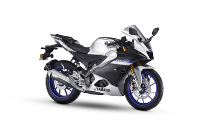 Yamaha R15 V4 Metallic Grey Colour - R15 V4 Metallic Grey Price