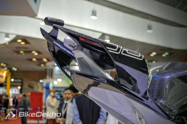 TVS Akula 310 Test Mule Captured In Video | BikeDekho