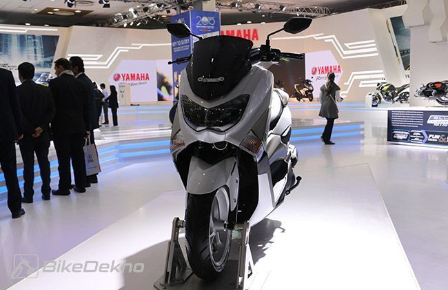 155cc NMax scooter unveiled by Yamaha at the Auto Expo | BikeDekho