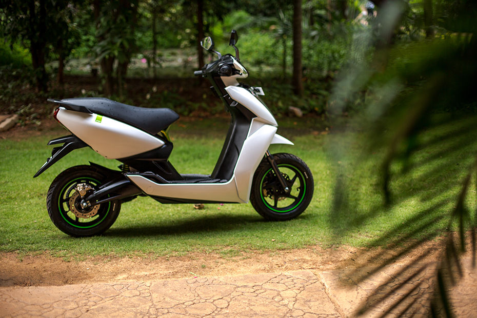 Ather 450 Electric Scooter: First Ride Review | BikeDekho