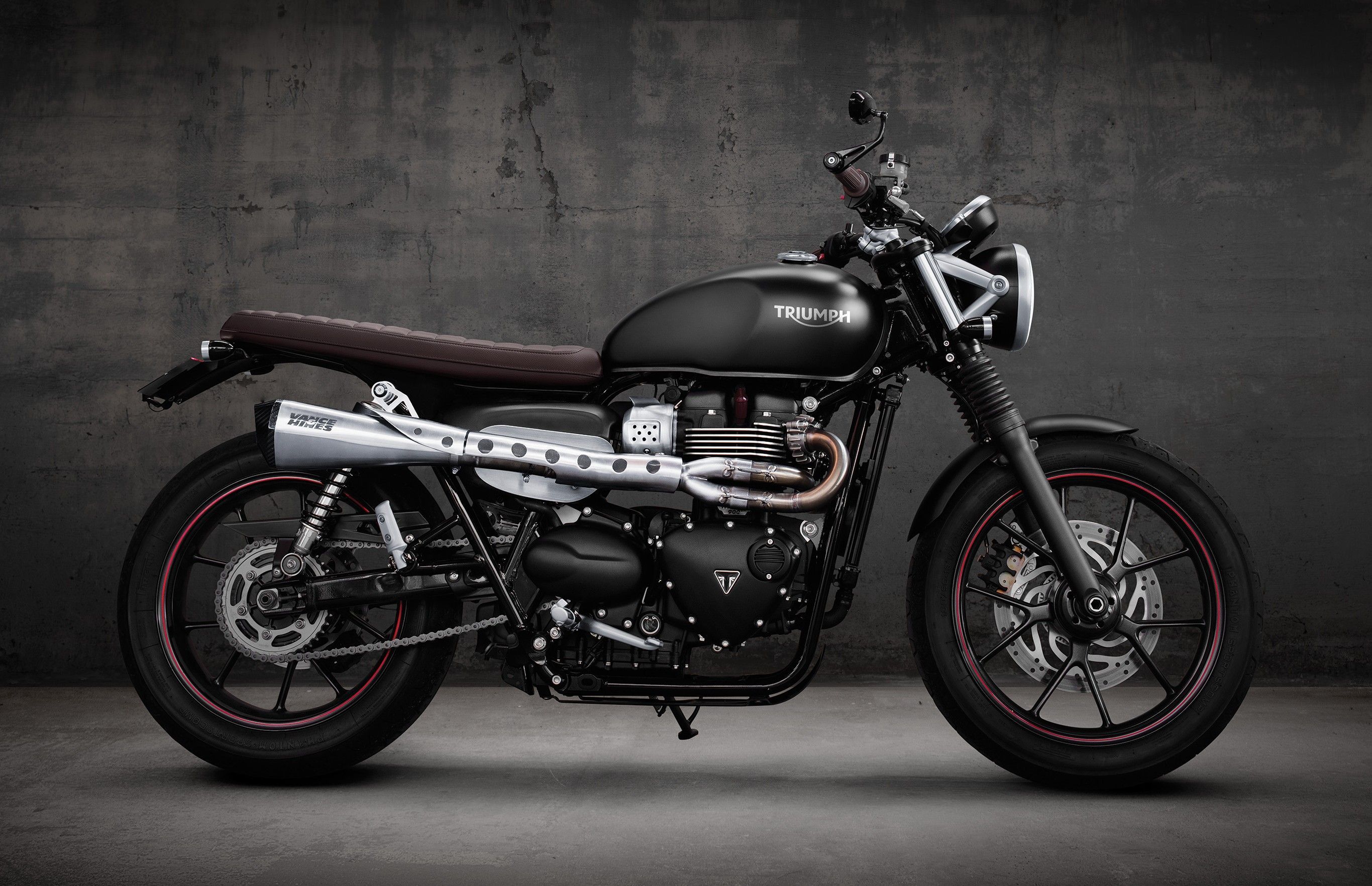 Triumph Bonneville Street Twin With Scrambler Kit Showcased At 2016 ...