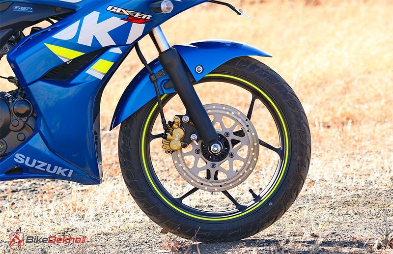 Suzuki Gixxer SF Fi Road Test Review | BikeDekho