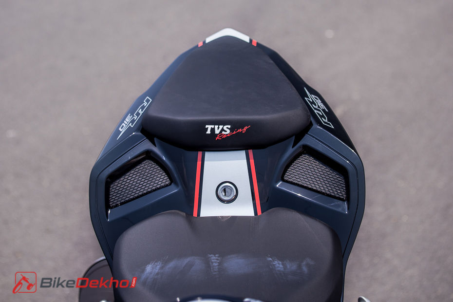2019 TVS Apache RR310 Track Review: Picture Gallery | BikeDekho