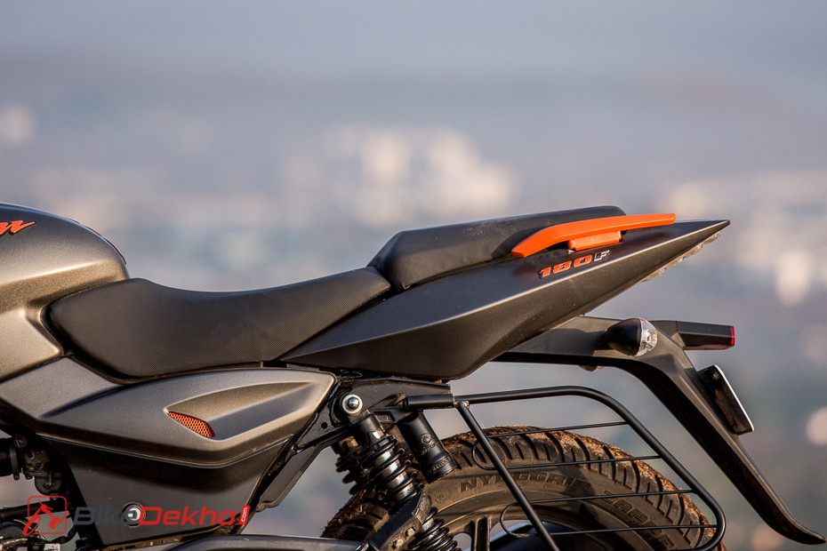 Bajaj Pulsar 180F Review: Photo Gallery | BikeDekho
