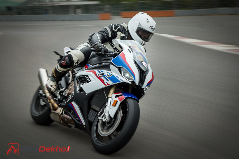 2019 BMW S 1000 RR First Ride Review | BikeDekho