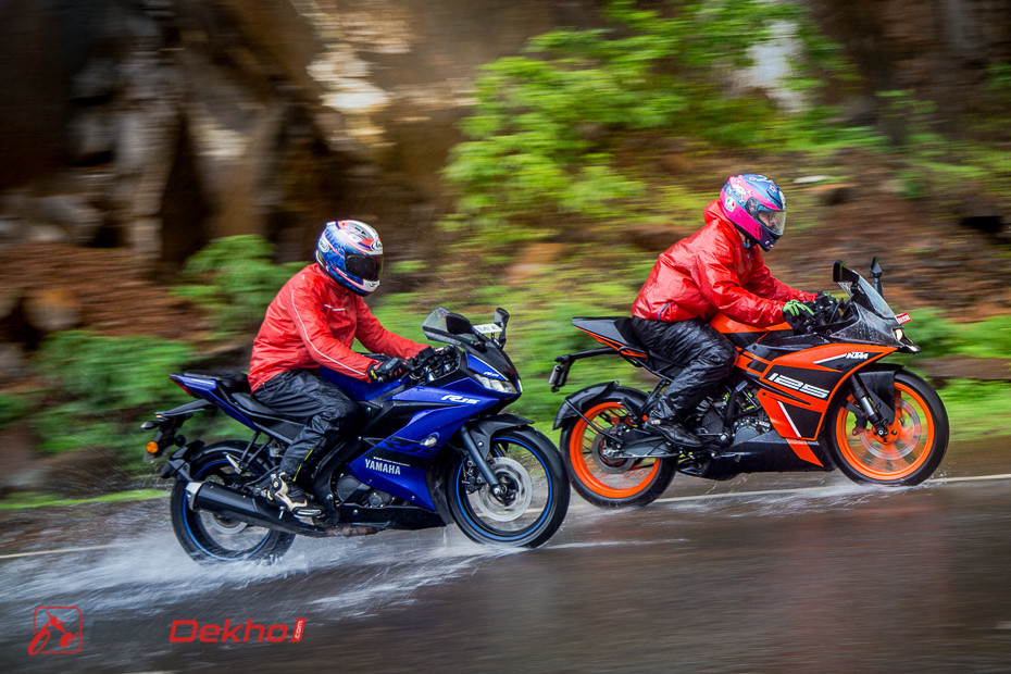 KTM RC 125 vs Yamaha R15 V3.0: Road Test Comparison | BikeDekho