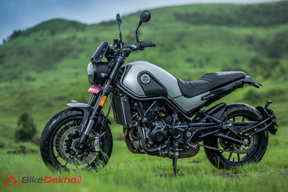 Benelli Leoncino Review: Photo Gallery | BikeDekho