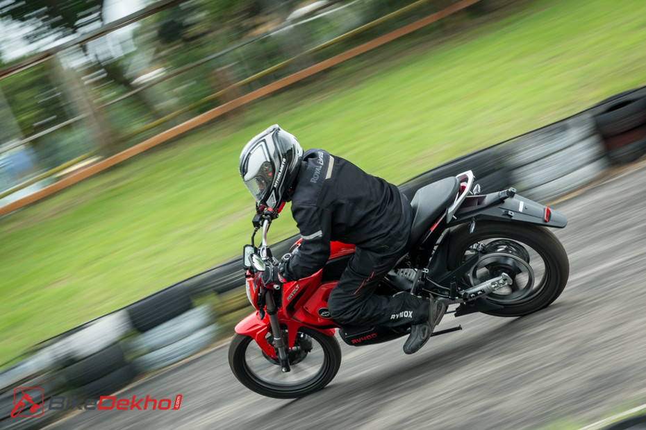 Revolt RV400 First Ride Review In Pictures | BikeDekho