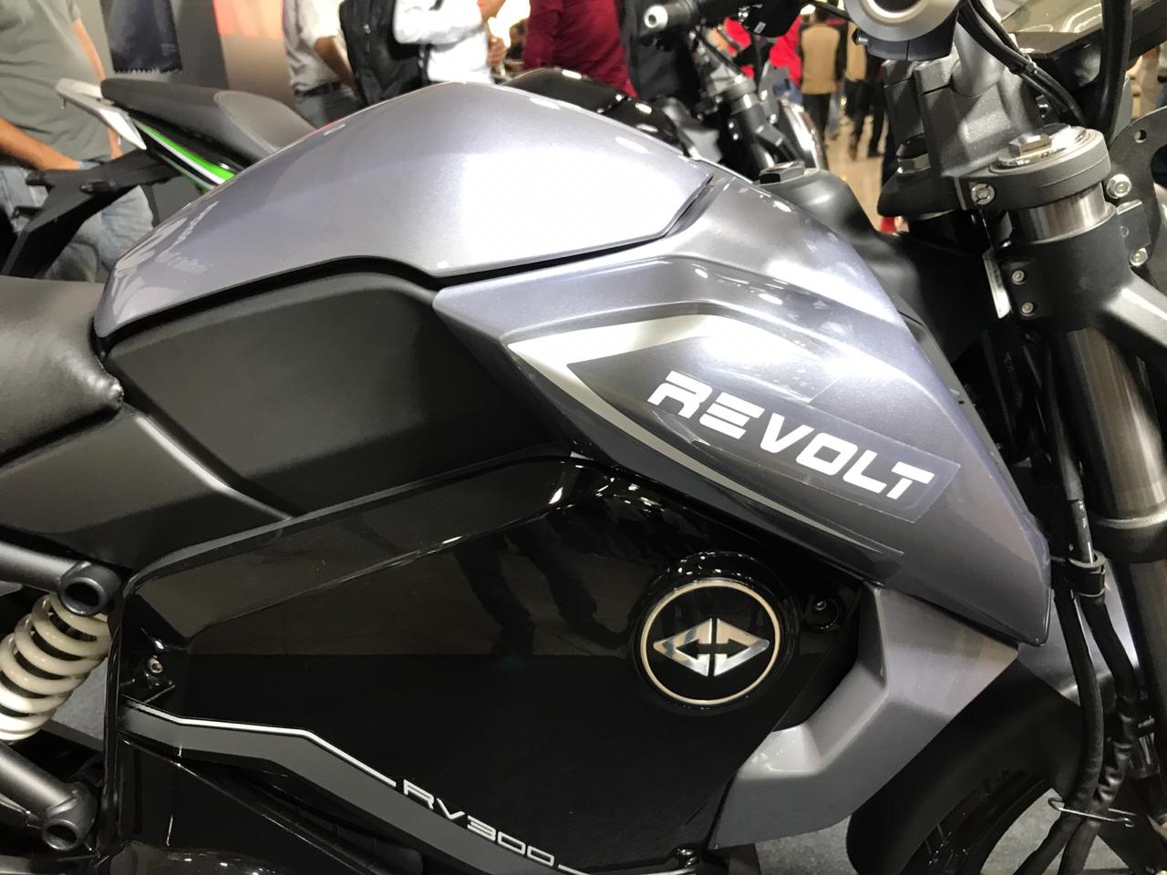 Revolt RV300: Price Plan Explained | BikeDekho