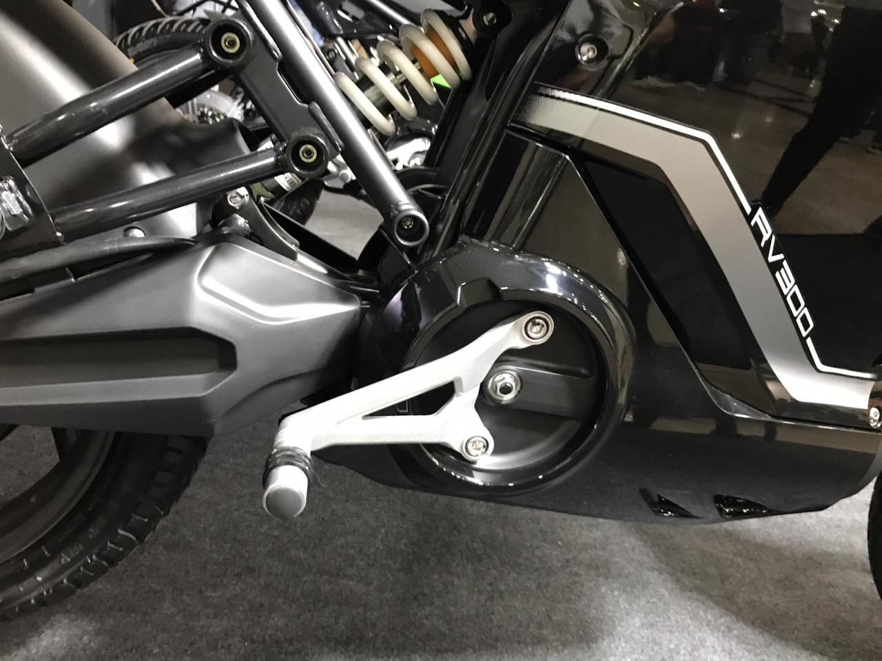 Revolt RV300 Electric Bike: Picture Gallery | BikeDekho