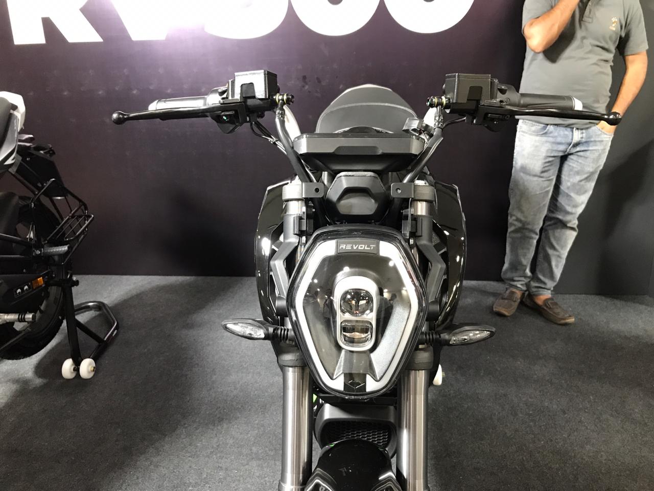 Revolt RV300 Electric Bike: Picture Gallery | BikeDekho