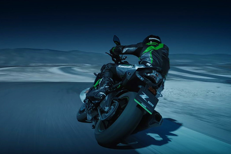 Kawasaki Z H2: Picture Gallery | BikeDekho