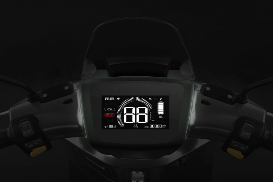 Yadea C1S Electric Scooter Unveiled At EICMA 2019 | BikeDekho