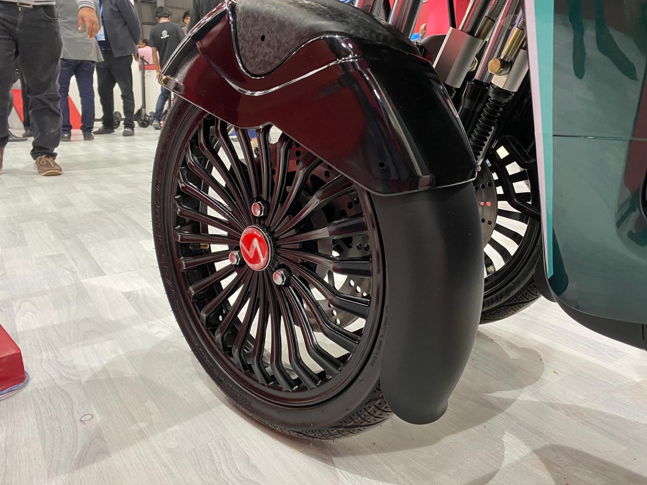 Hero AE-3 Electric Scooter: Image Gallery | BikeDekho