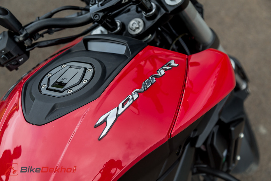 Bajaj Dominar 250 vs Royal Enfield Classic 350: Image Comparison ...