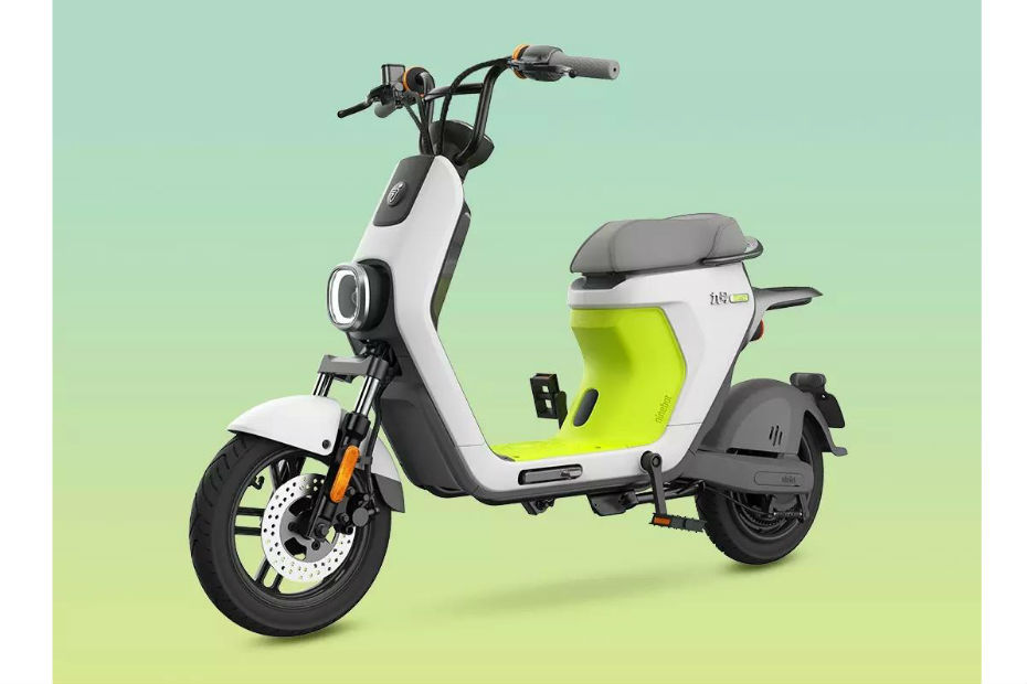 The Xiaomi Ninebot C30 Is An Electric Scooter And A Bicycle At The Same ...
