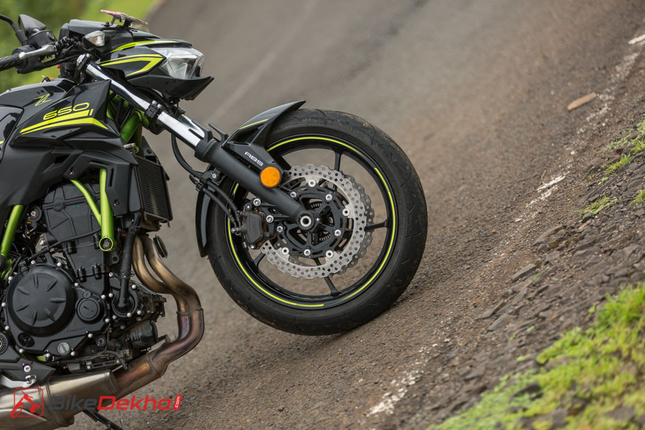 Kawasaki Z650 On road Price, Mileage, Weight, Specs