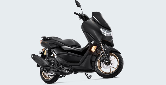 Yamaha NMax 155 Shines In New Silver Colour | BikeDekho