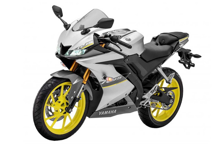 2021 Yamaha YZF-R15 V3 Gets A New Silver Colour | BikeDekho