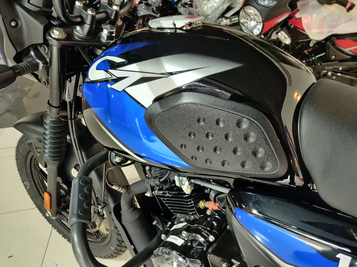 2021 Bajaj CT110X: Photo Gallery | BikeDekho