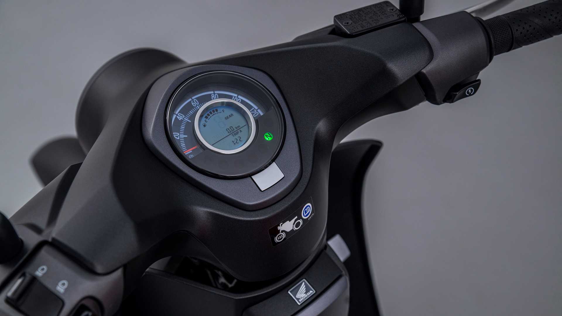 2021 Honda Super Cub 125 Launched In Europe | BikeDekho