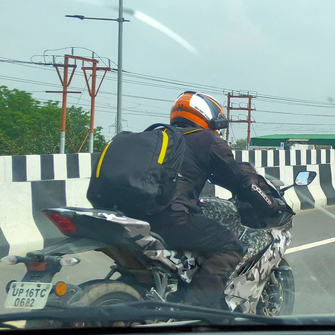 The Yamaha YZF-R3 May Make A Comeback After All | BikeDekho