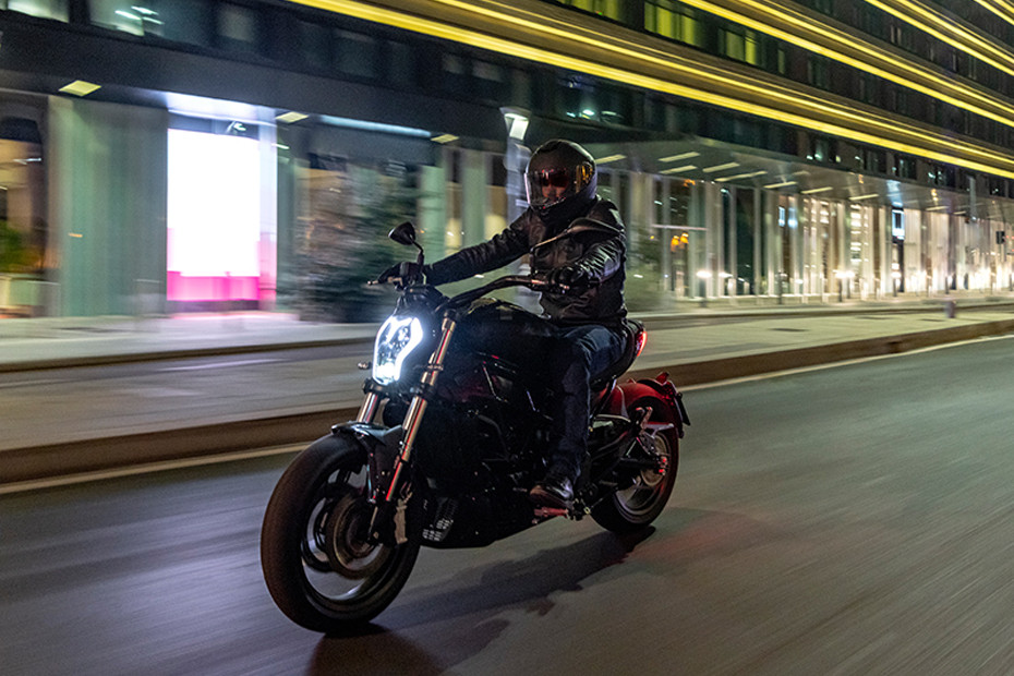 Benelli 502C vs Honda Rebel 500: Image Gallery | BikeDekho