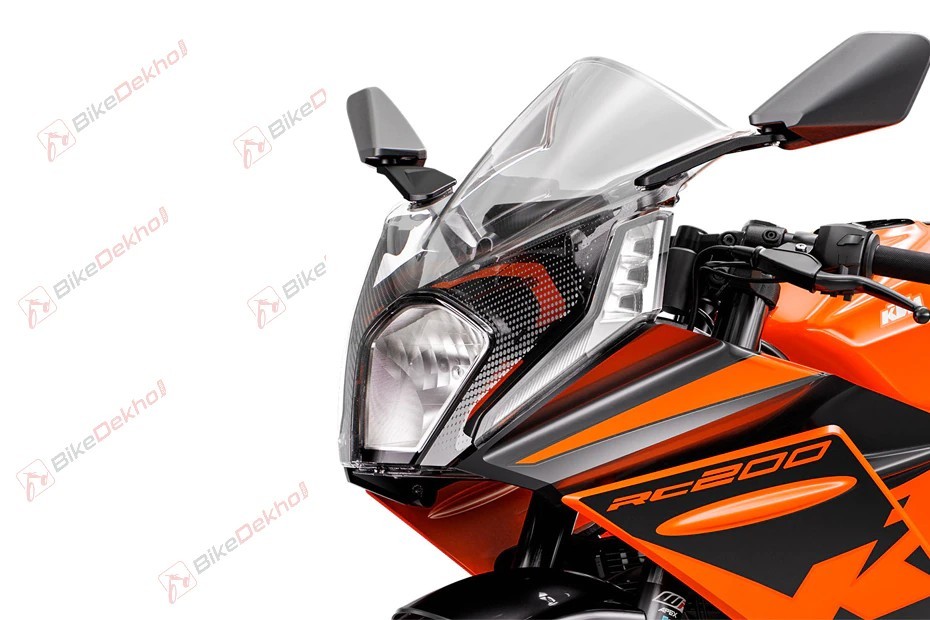 2021 KTM RC 200 vs Yamaha R15 V3: Photo Comparison | BikeDekho