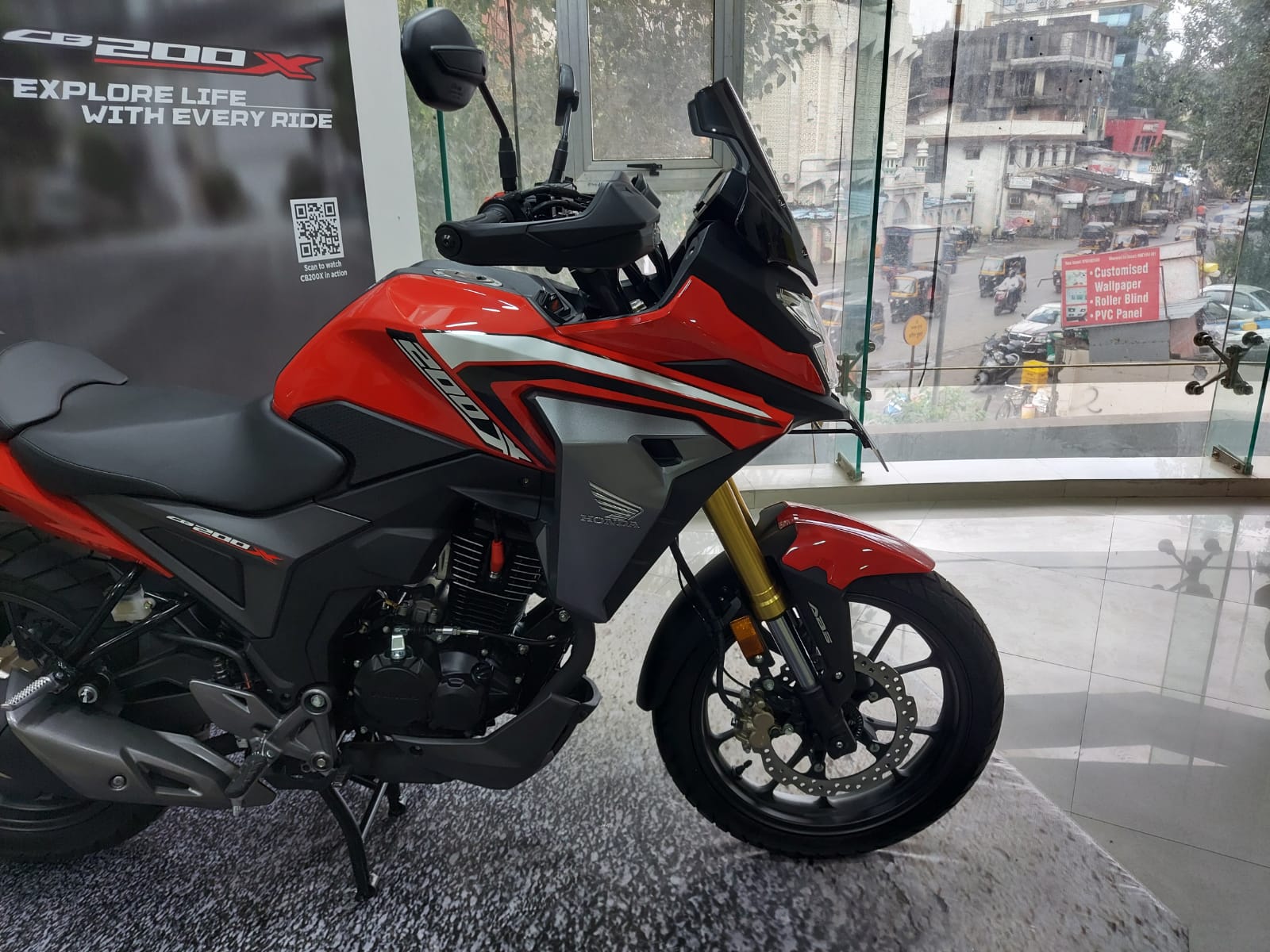 Honda CB200X Reaches Dealerships, Deliveries Commence | BikeDekho