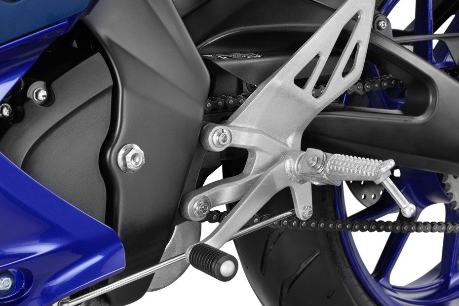 BREAKING: Yamaha YZF-R15 Version 4.0, R15M Launched In India, Prices ...