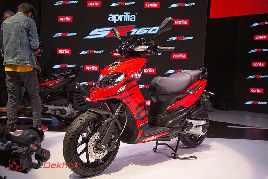 2021 Aprilia SR160: Variants Explained | BikeDekho