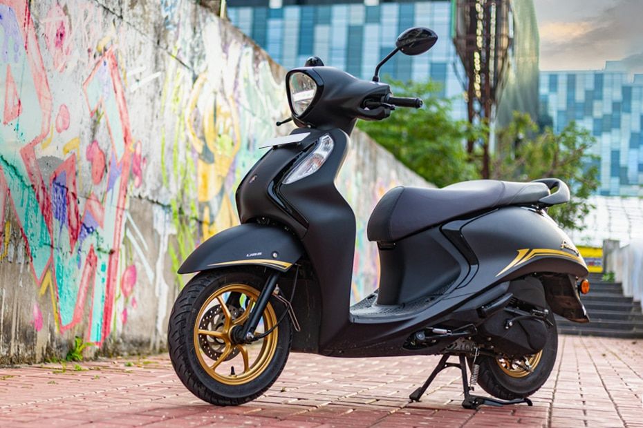 Yamaha Two Wheeler Price List For January 2022 | BikeDekho