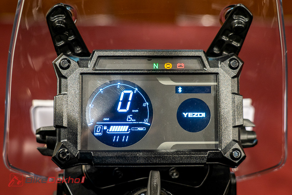 Yezdi Adventure: Photo Gallery | BikeDekho