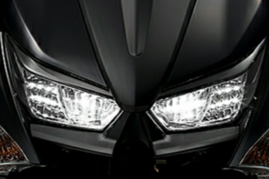 Kymco Xciting S400 vs. BMW C400 GT: Photo Comparison | BikeDekho