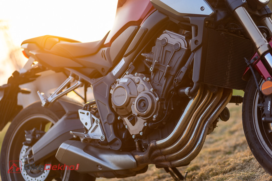 Honda CB650R Road Test Review: Likes And Dislikes | BikeDekho