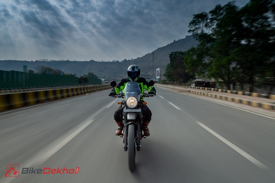 Royal Enfield Scram 411 vs Himalayan: Photo Comparison | BikeDekho