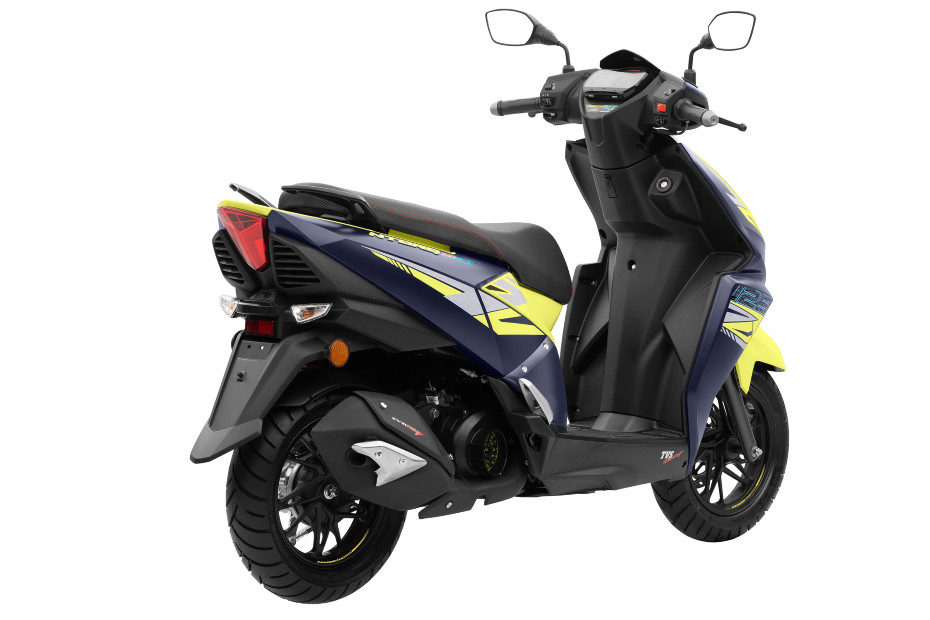 TVS NTorq XT Variant Detailed In 12 Photos | BikeDekho