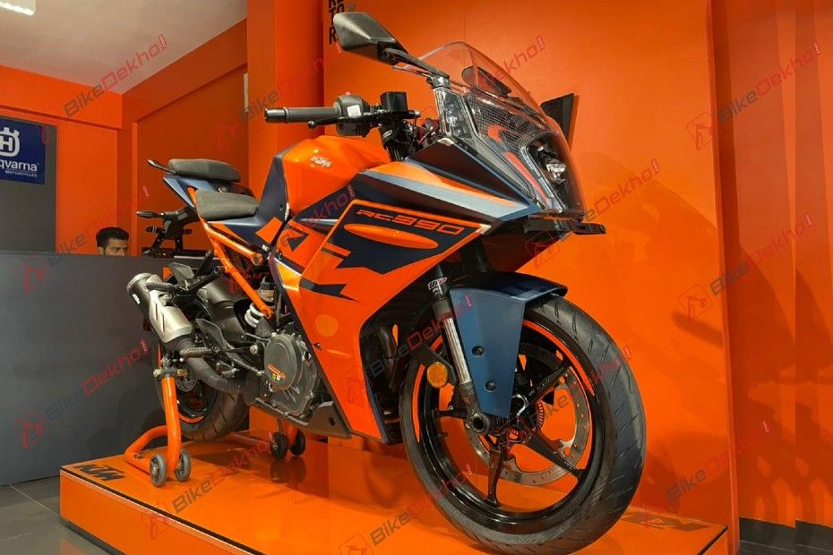 KTM RC 390 | Price, Mileage, Photos