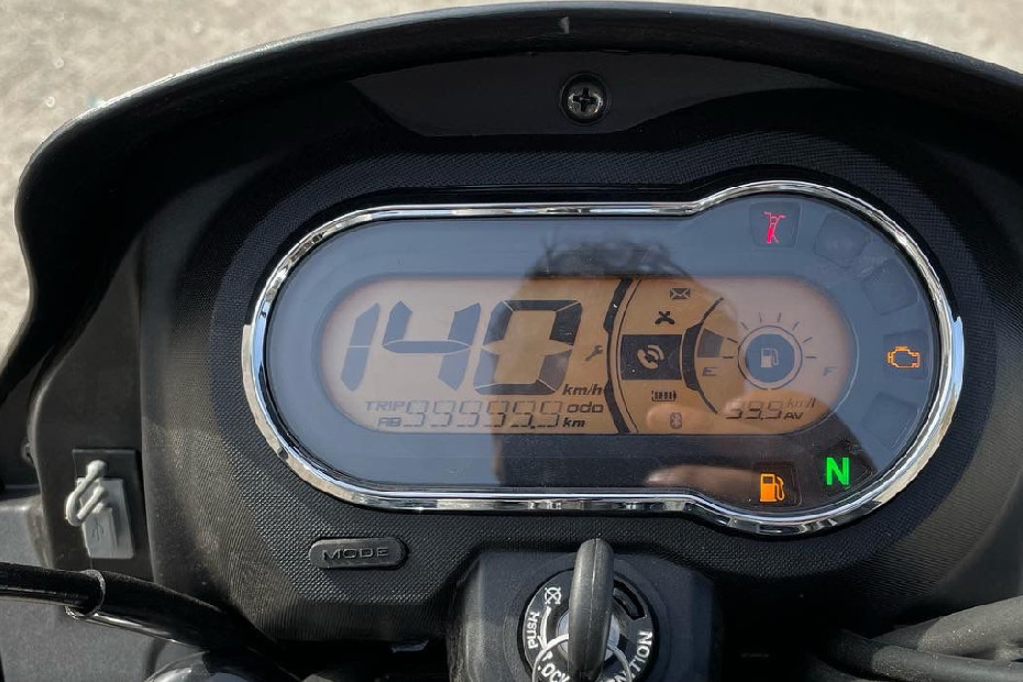 Hero Splendor Plus Xtec Features Explained In 5 Images | BikeDekho